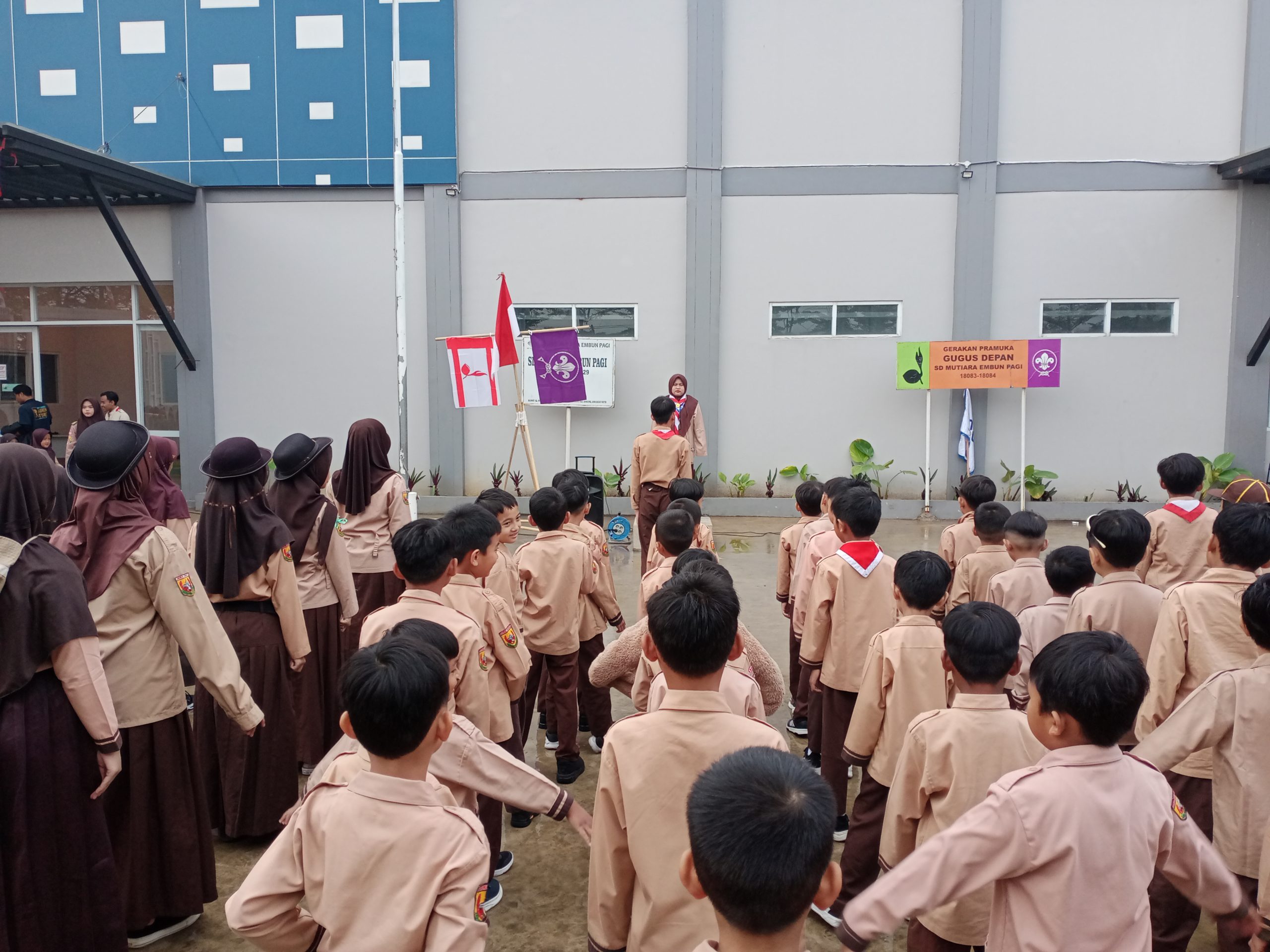 Kemping Pramuka CERIA di SD & SMP Mutiara Embun Pagi - MUTIARA EMBUN PAGI